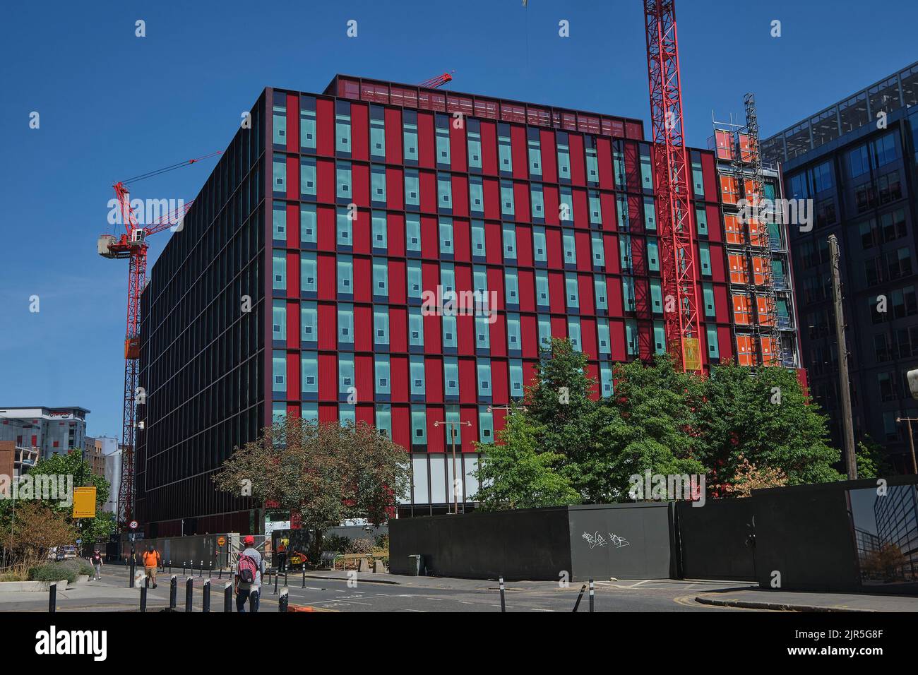 Construction and development of Ruskin Square by East Croydon Station ...