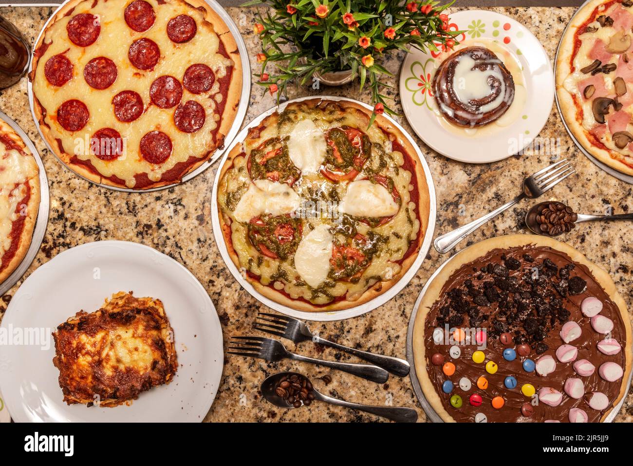 Fast food restaurant dishes hi-res stock photography and images - Alamy