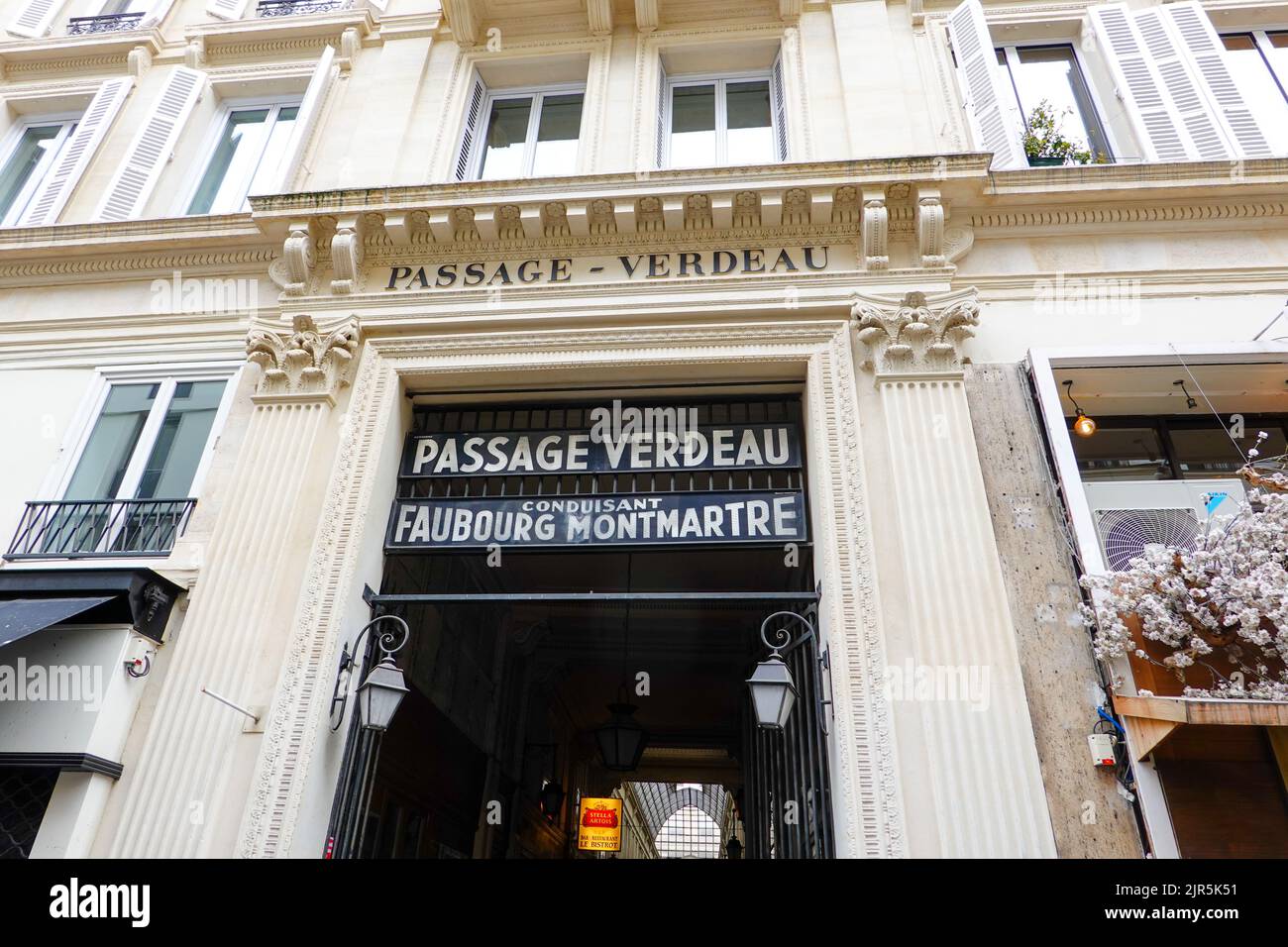 Entrance to covered shopping arcade, Passage Verdeau, built in 1847, in ...