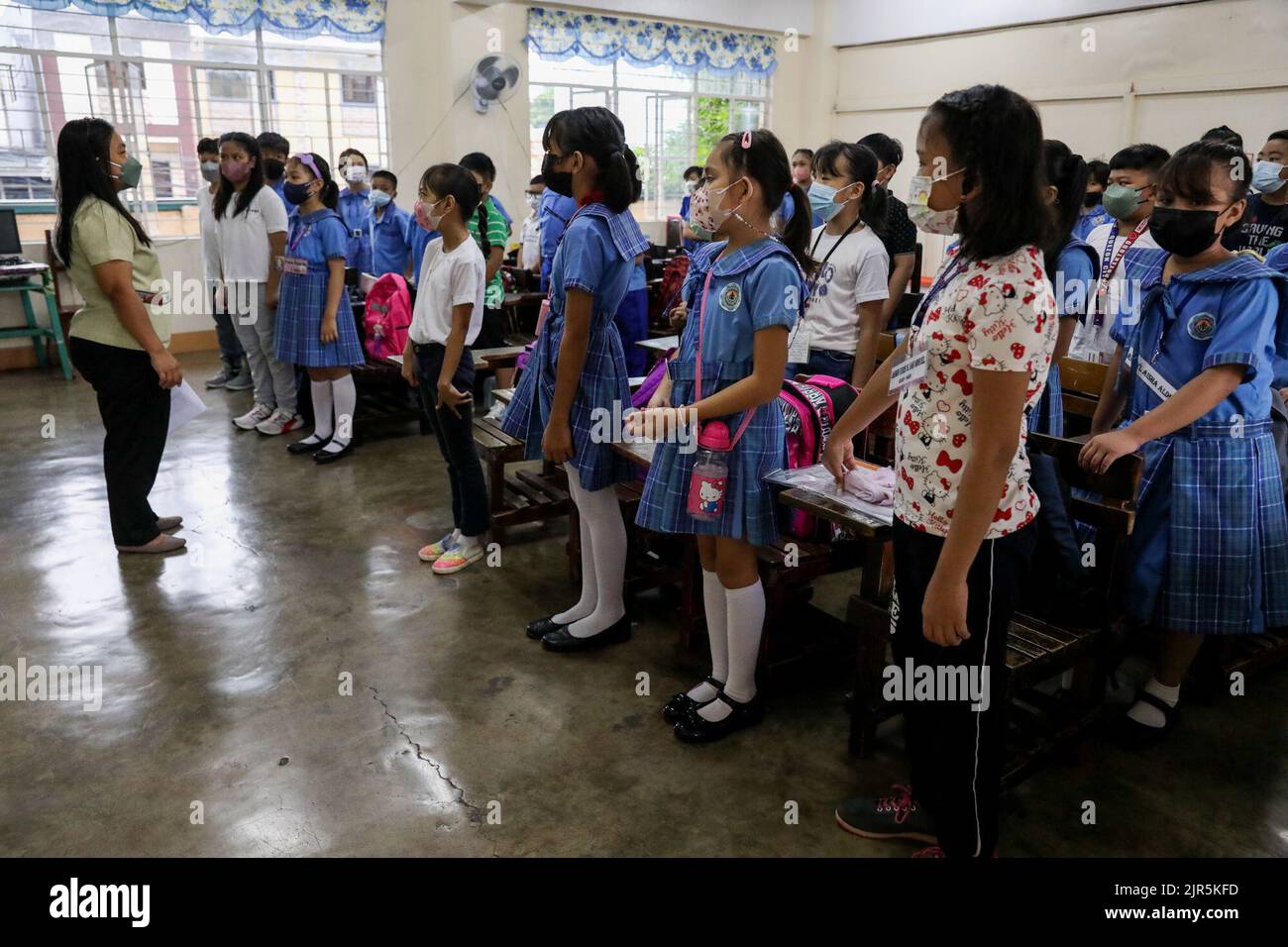 Manila, Philippines. 22nd Aug, 2022. Students attend a class on the ...
