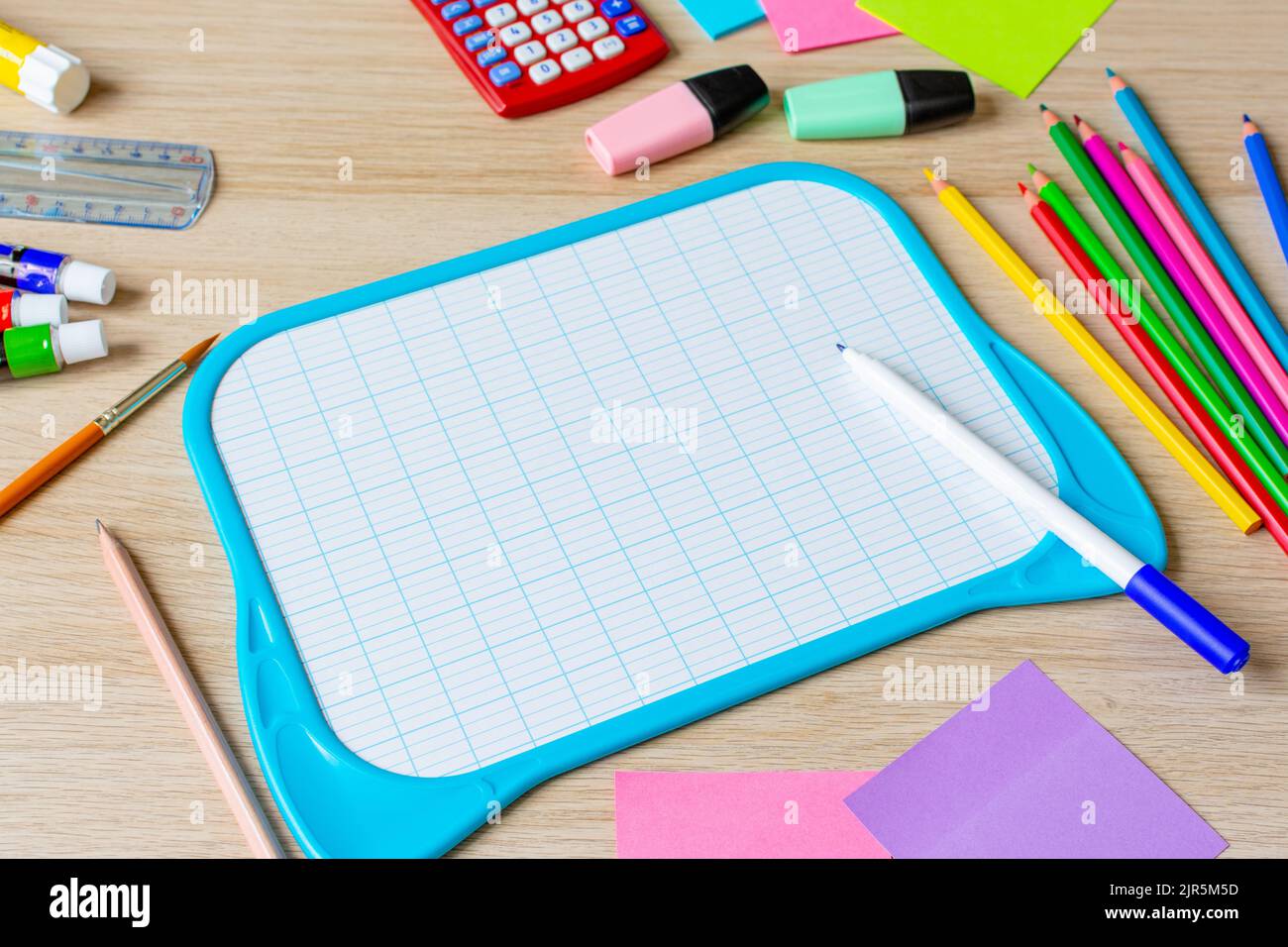Free school supplies hi-res stock photography and images - Alamy