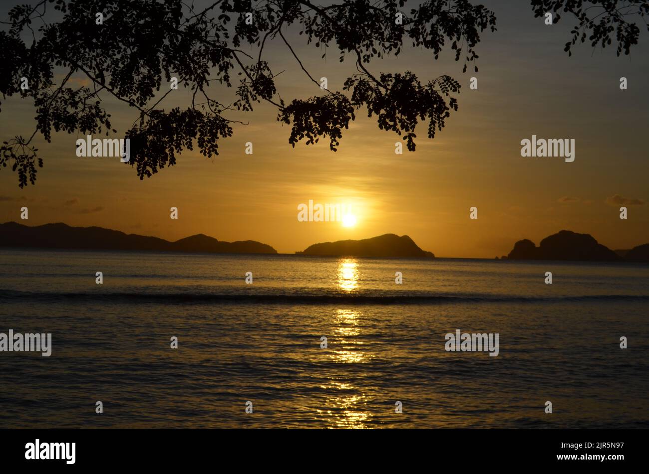 Tropical island dreams hi-res stock photography and images - Alamy