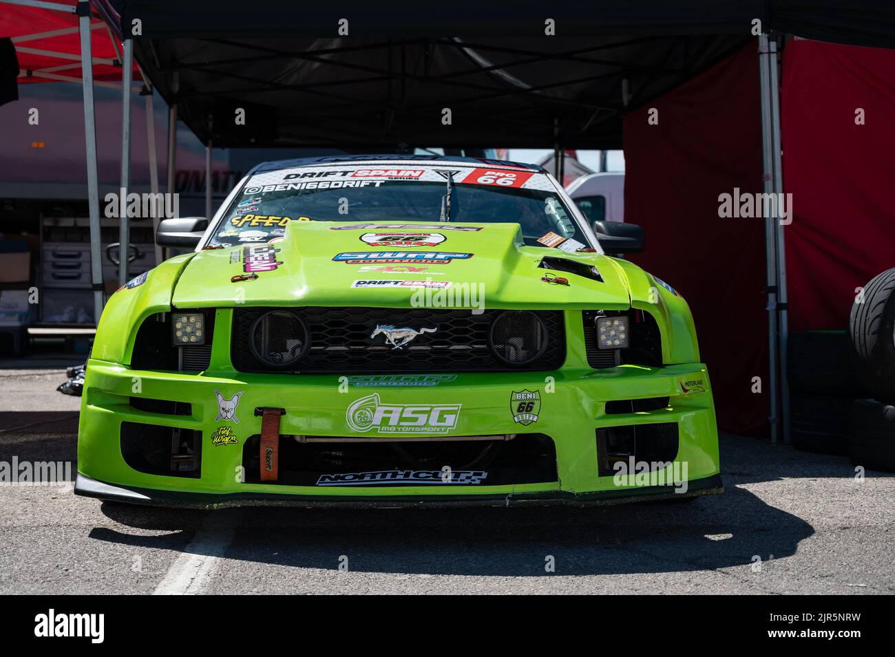 5th generation mustang hi-res stock photography and images - Alamy