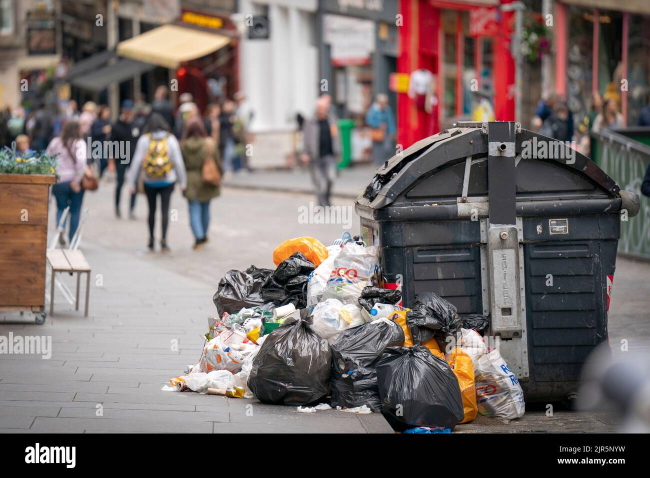 Bins and litter in Cockburn Street in Edinburgh city centre as ...