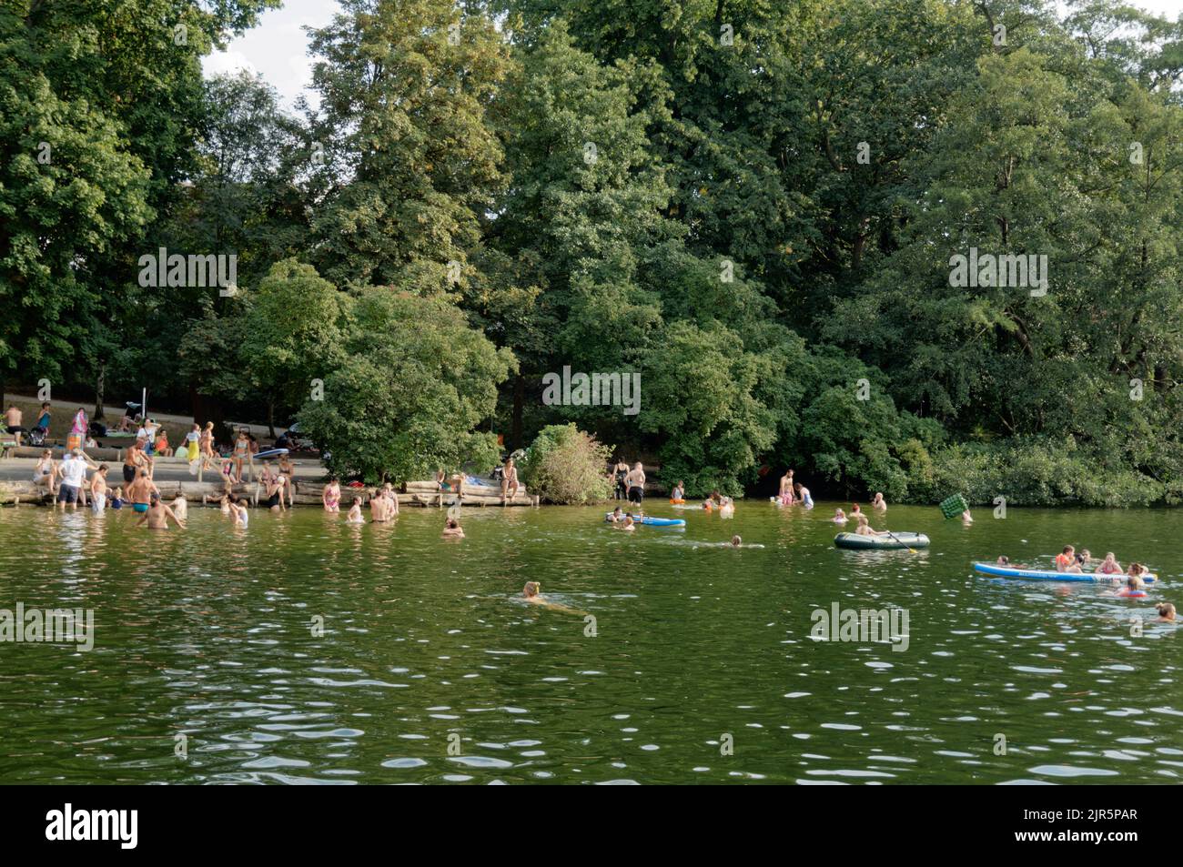 Schlachtensee, Badesee, Sommer in Berlin, See, Bezirk Steglitz ...