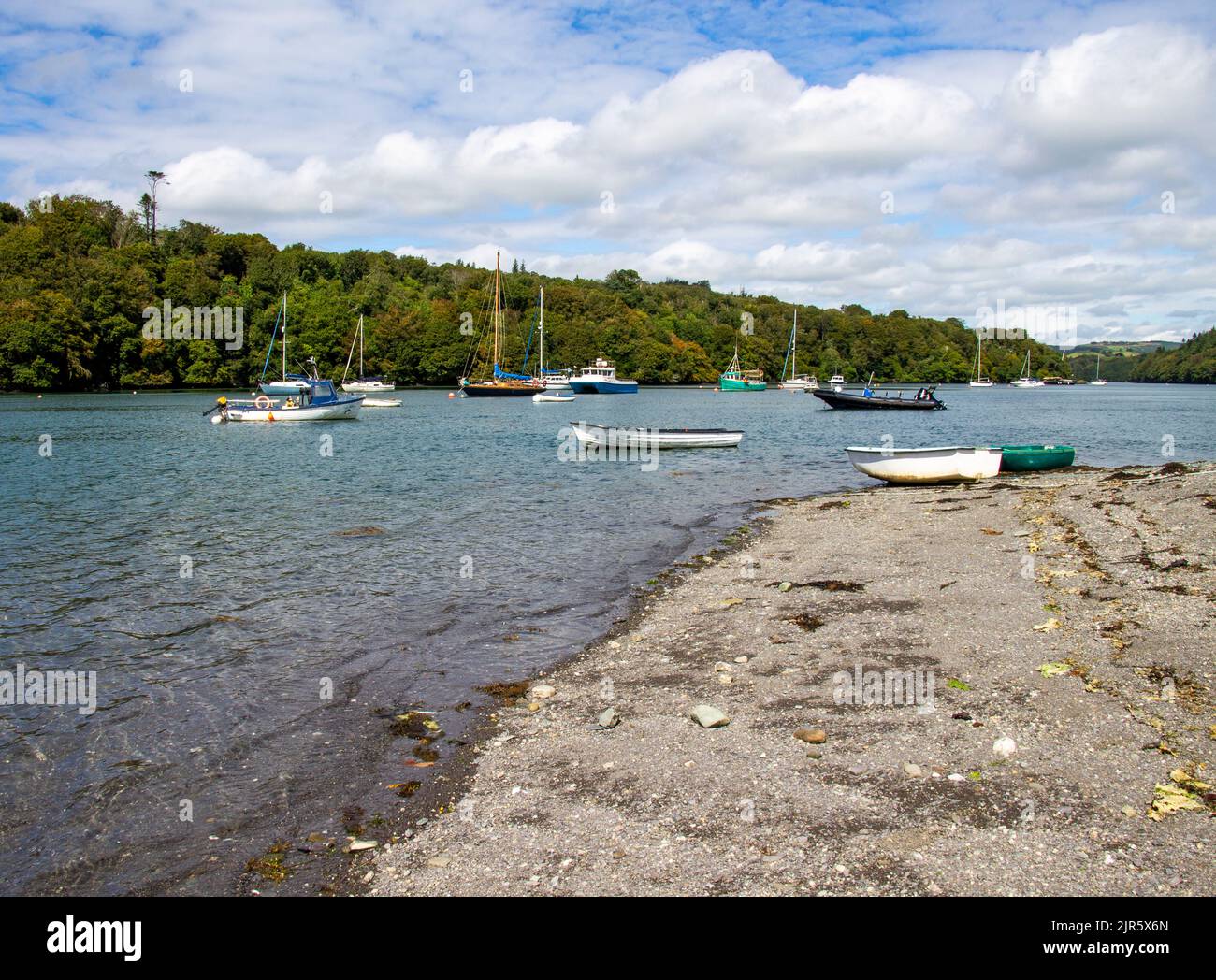 Shingle beach and Estuary Anchorage at low tide Stock Photo - Alamy