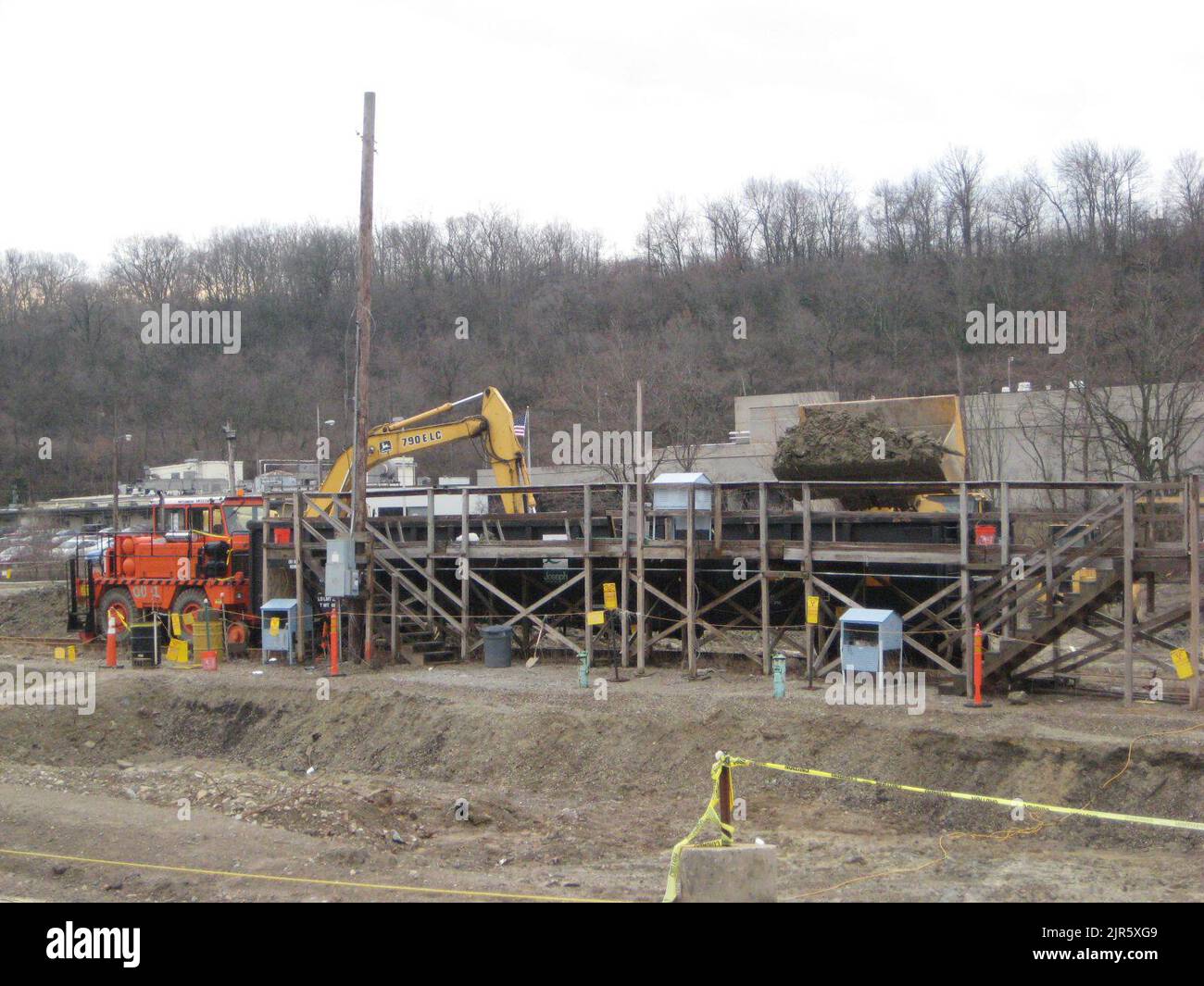 Railcar loading hi-res stock photography and images - Alamy