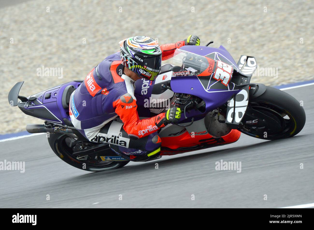 Lorenzo Savadori competing whit the new Aprilia livery ispired to Alex ...