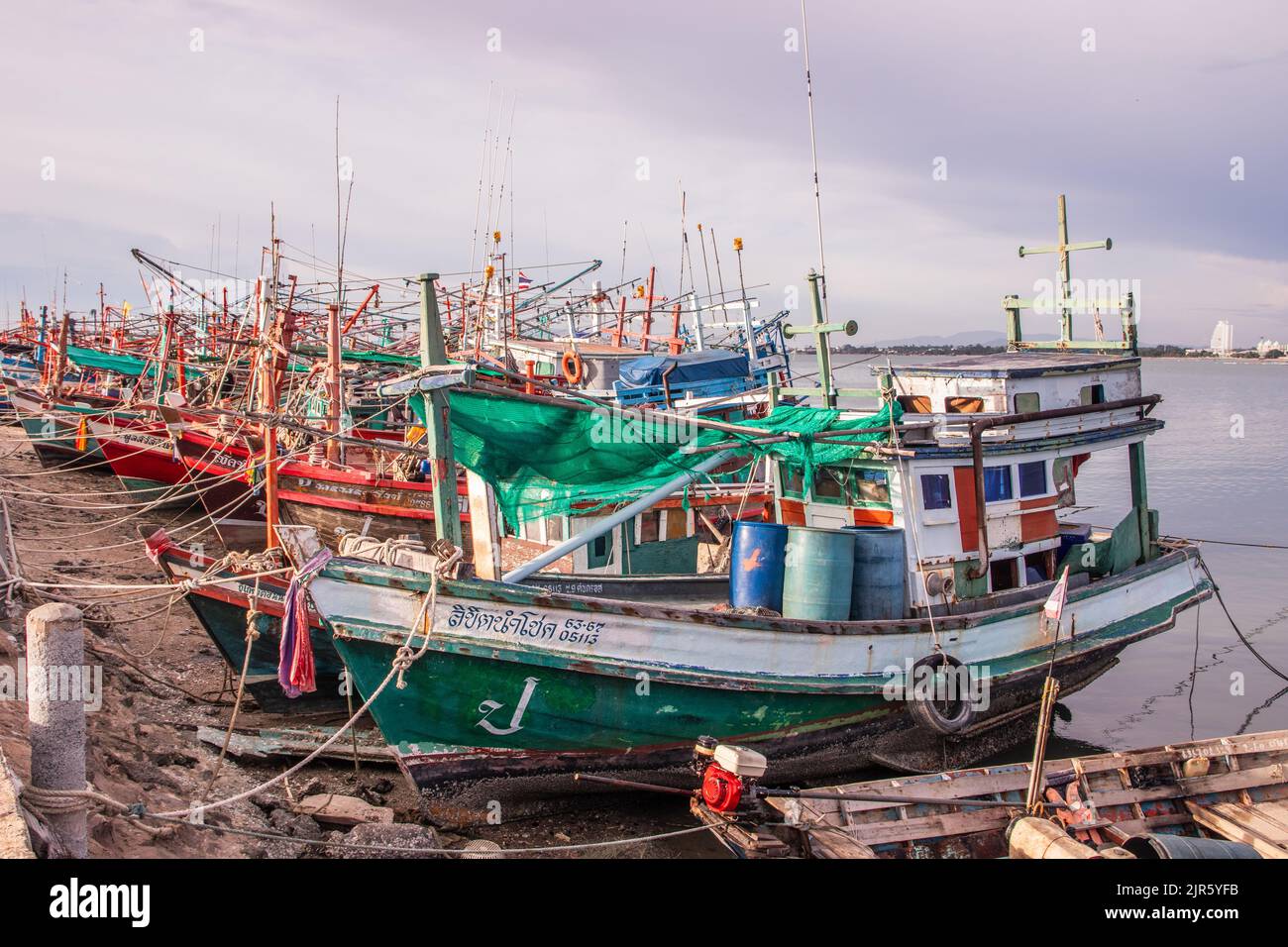 Pattaya fishing dock hi-res stock photography and images - Alamy