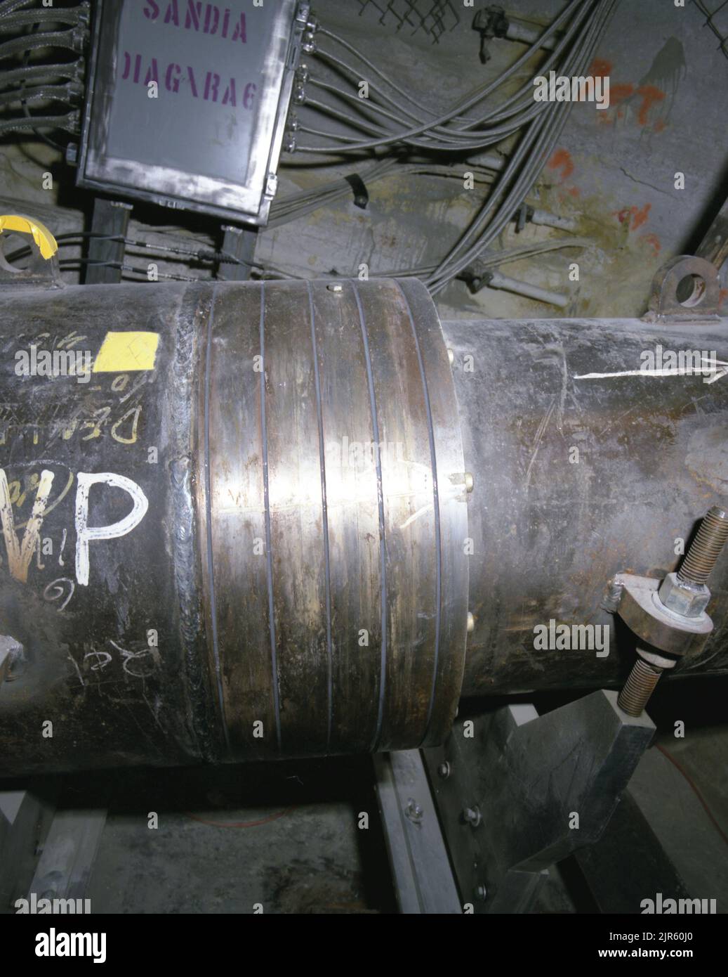 Tunnel diode hi-res stock photography and images - Alamy