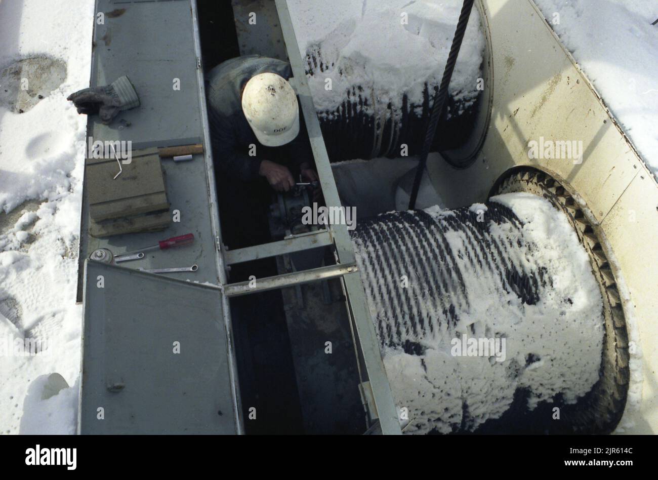 Crane 3 lab hi-res stock photography and images - Alamy