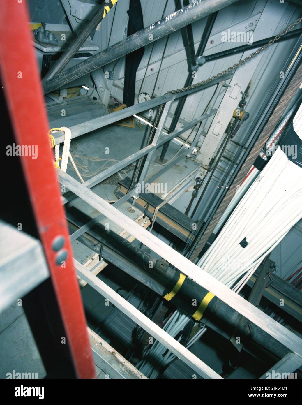 Beam guard rails hi-res stock photography and images - Alamy