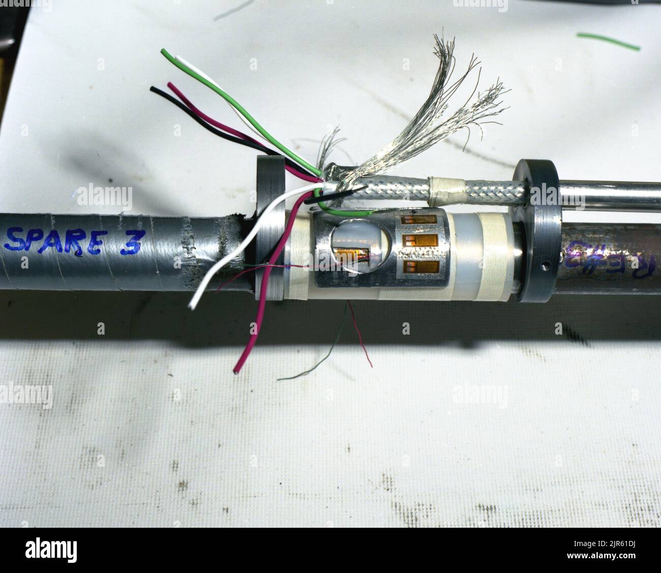 A92299 U12P DIAMOND FORTUNE CENTER BOLT STRAIN GAGE ASSY. R. VASQUEZ ...