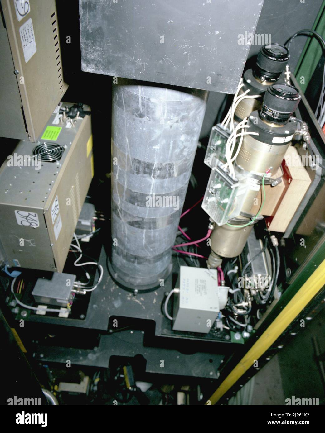 A92284 U19BG JUNCTION TV BOX K. PETERSON (Project Engineer) FEB 13 92 ...