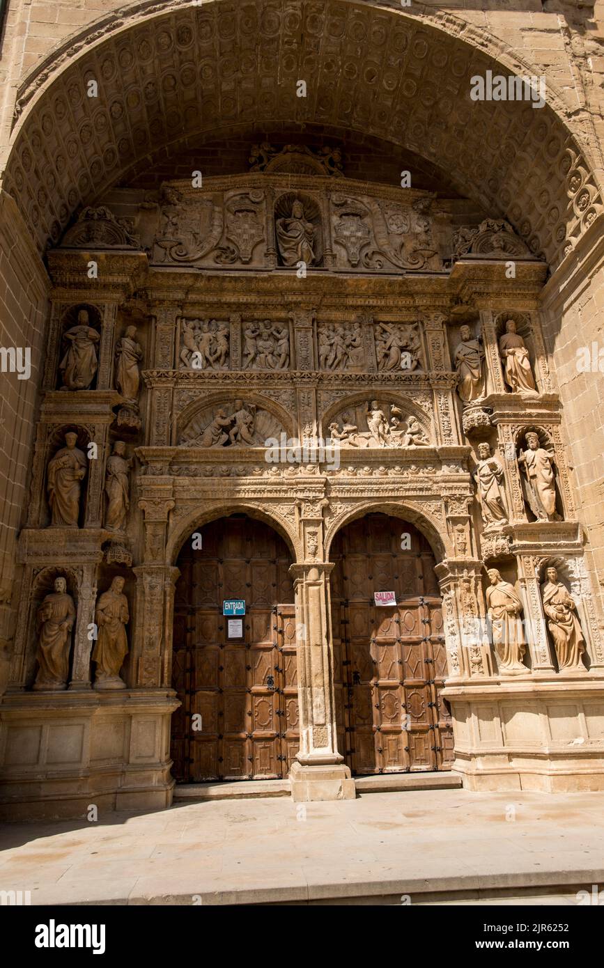Detail of the entrance to Church of Santo Tomas, Haro, La Rioja, Basque ...