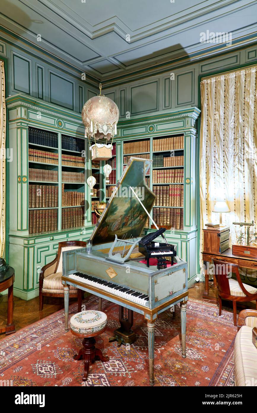 Chateau de Cheverny France. Chateaux of the Loire Valley Stock Photo ...