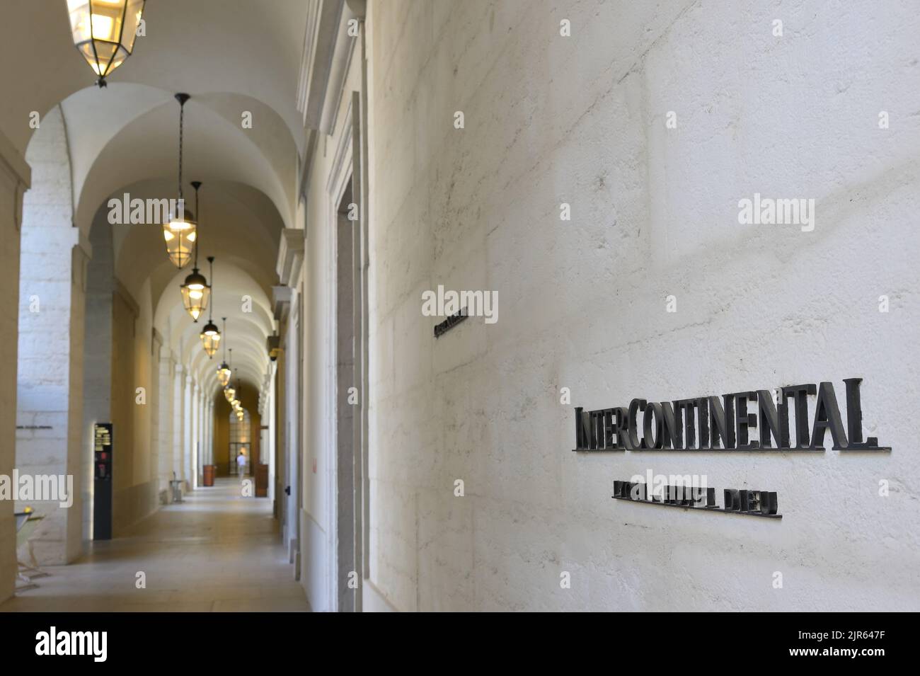 Hotel dieu historic hospital hi-res stock photography and images - Alamy