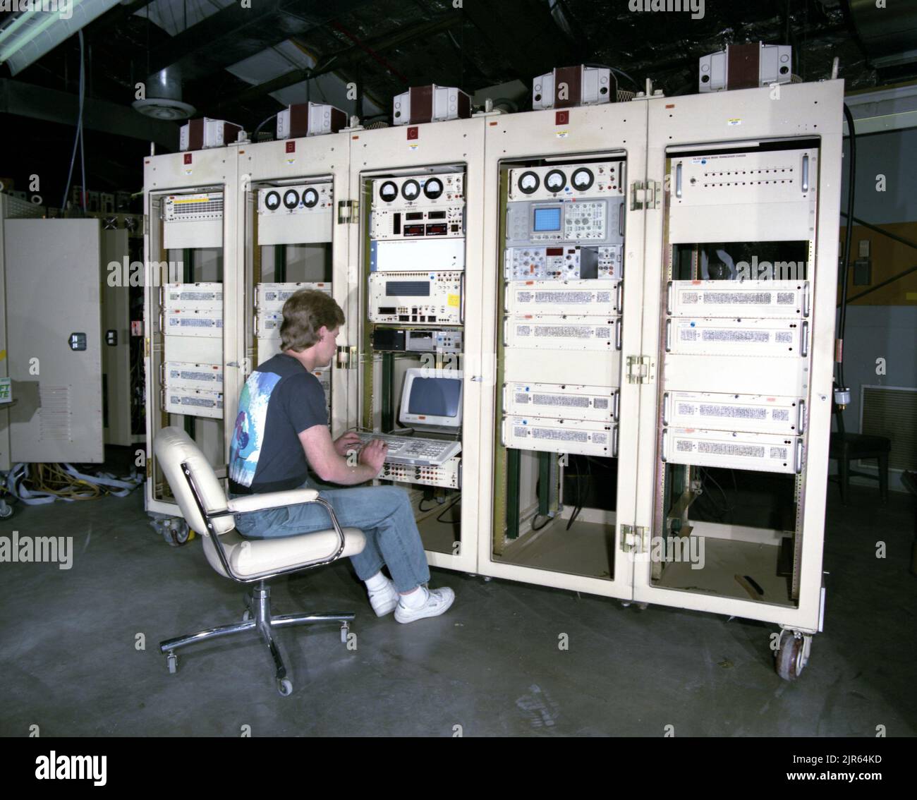 Digital underground 1991 hi-res stock photography and images - Alamy