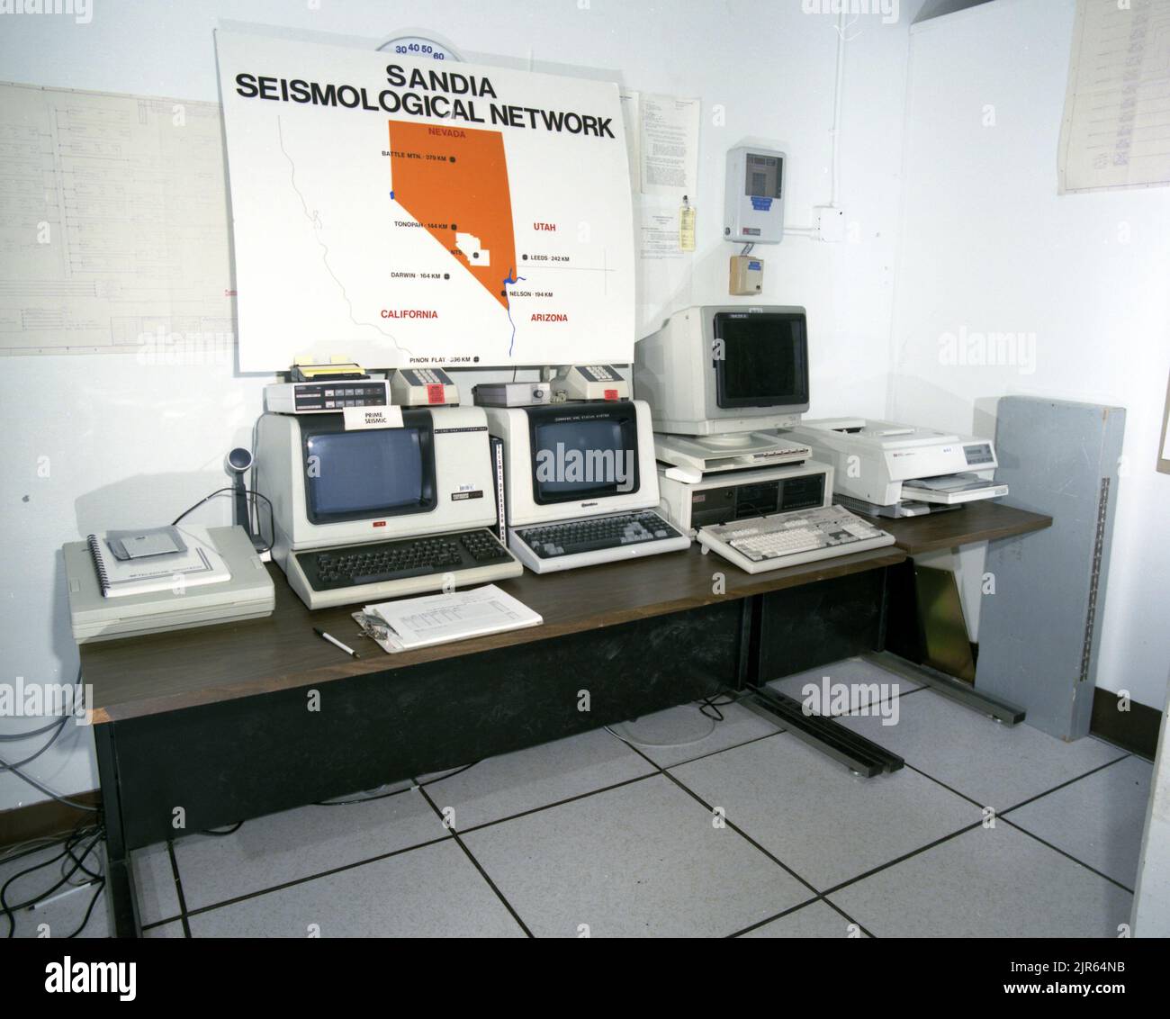 Seismic instruments hi-res stock photography and images - Alamy
