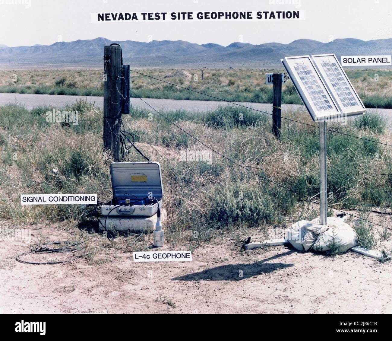 Geophone technology hi-res stock photography and images - Alamy