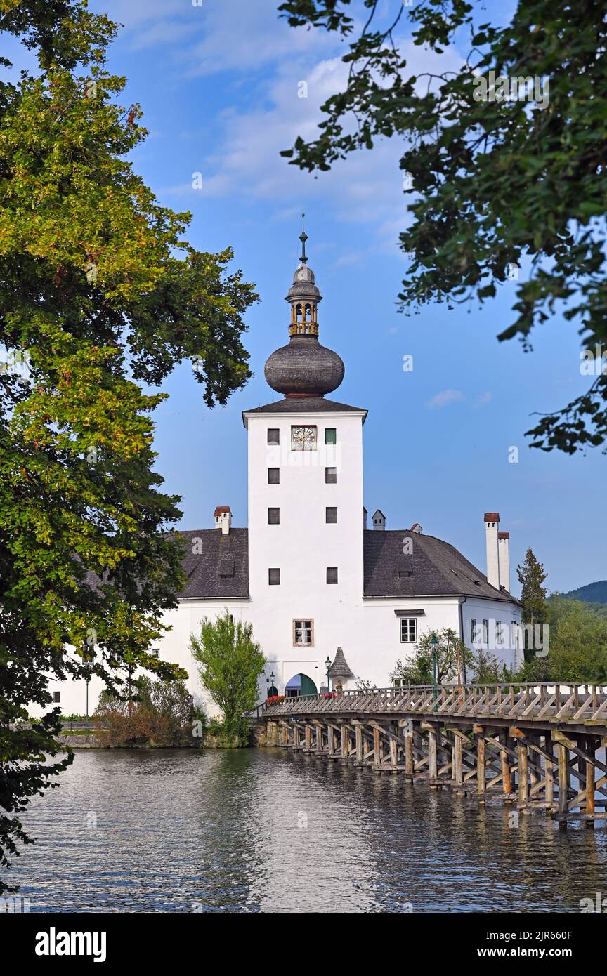 Schloss ort hi-res stock photography and images - Alamy