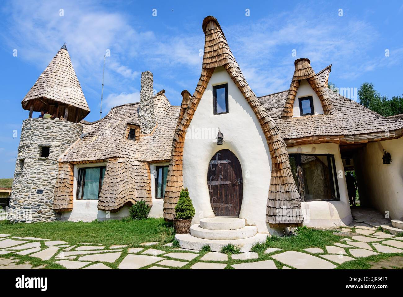 Clay Castle from the Valey of the Ferries (Castelul de Lut Valea ...