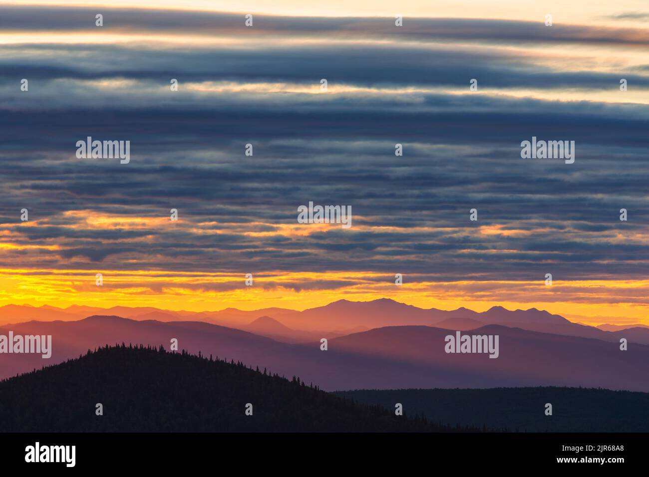 Scenic Sunset in the mountains. Beautiful natural background Stock ...
