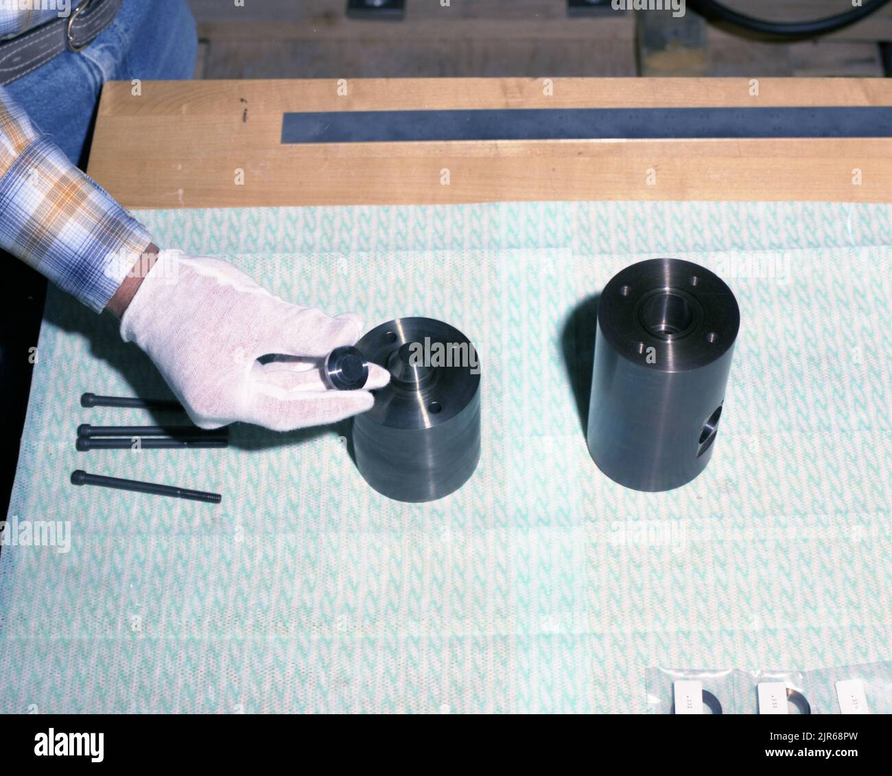 A900215 U12N MINERAL QUARRY FRONT-END EXPERIMENT SCHWARZ (Project ...