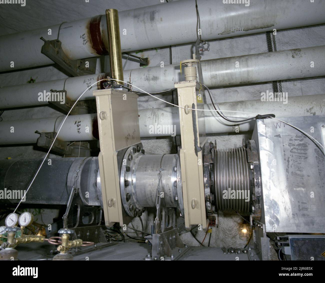 Stub pipe hi-res stock photography and images - Alamy