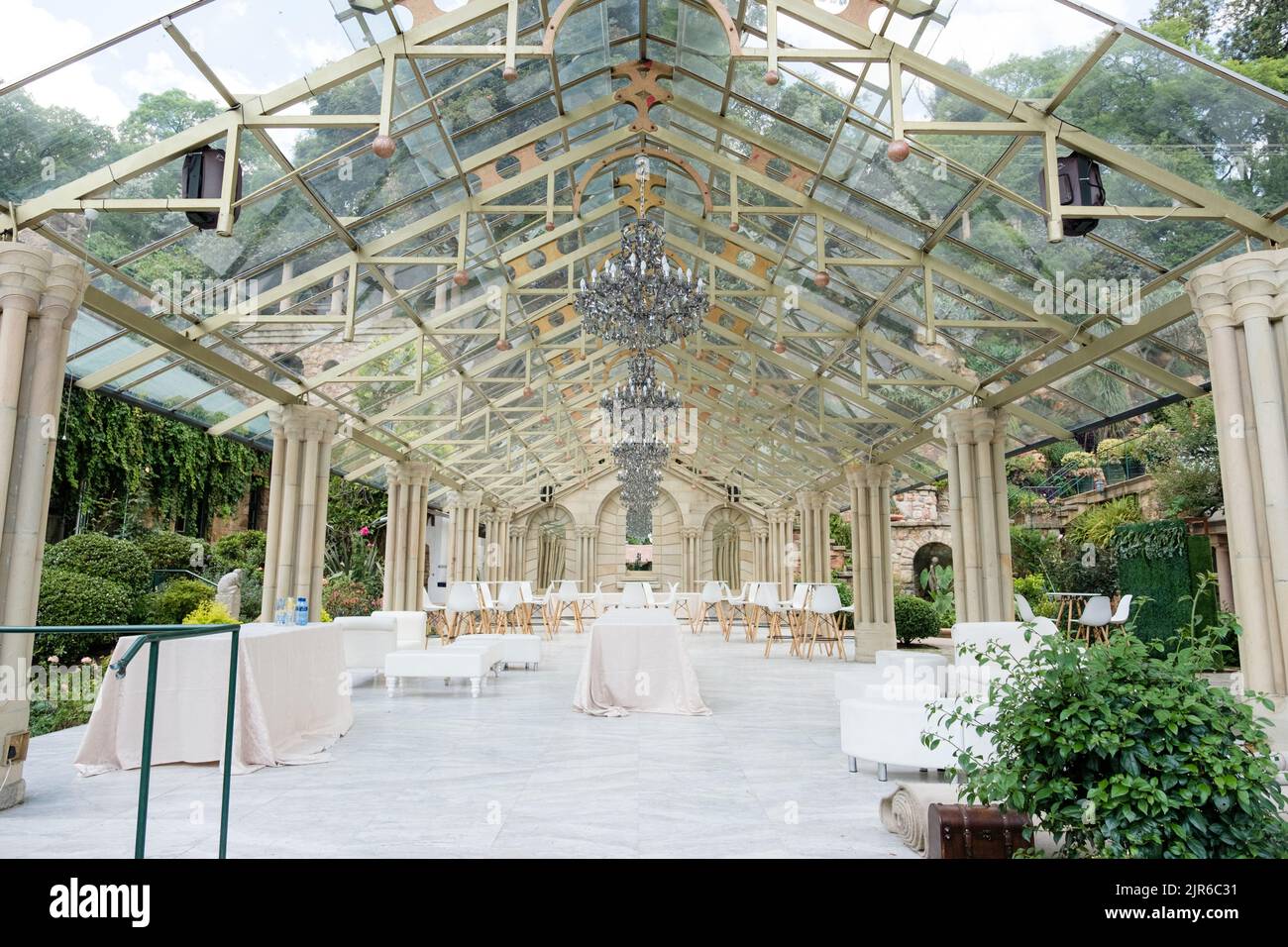 Open air venue hi-res stock photography and images - Alamy
