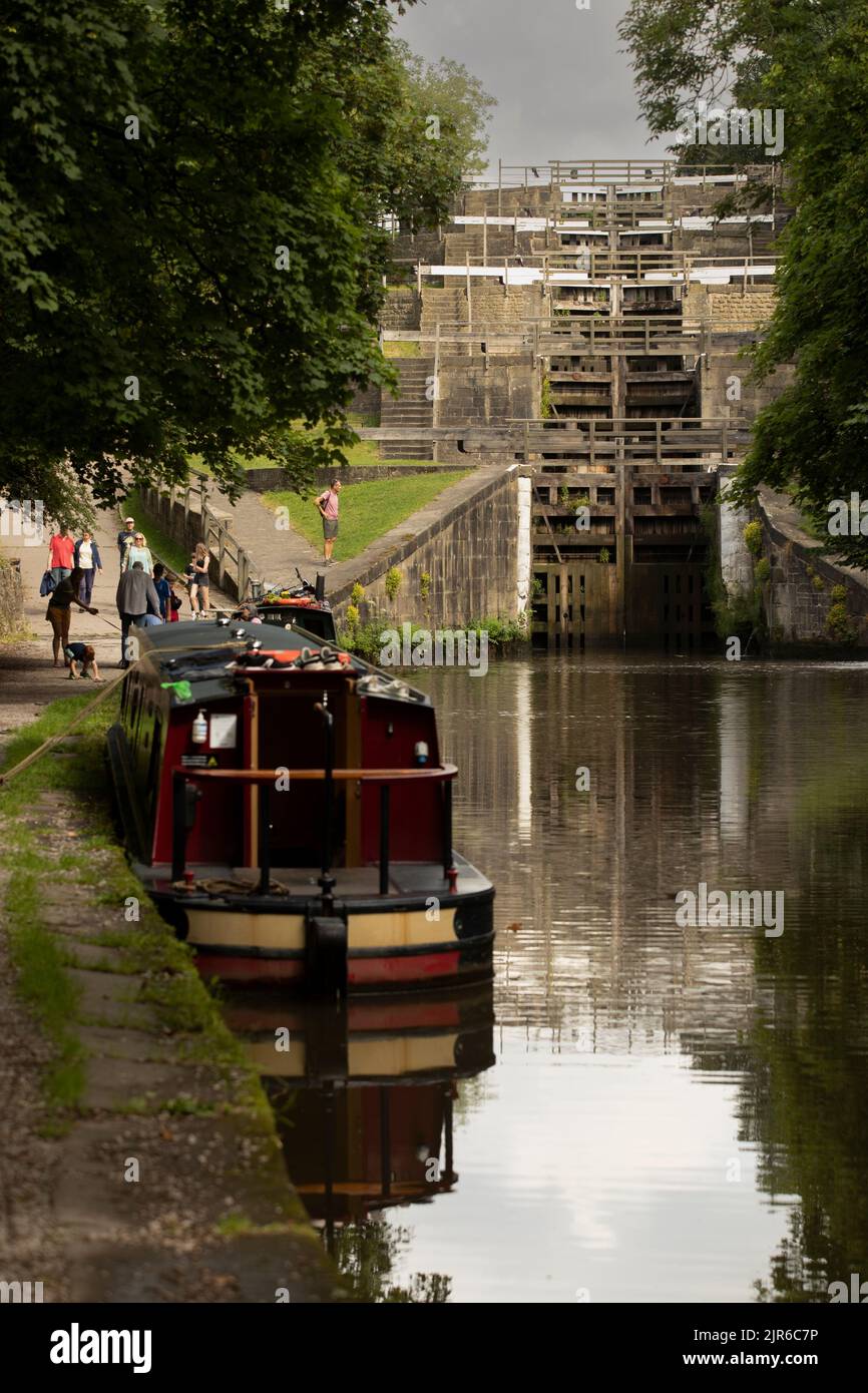 The Bingley Five Rise locks along the Leeds and Liverpool Canal Stock ...