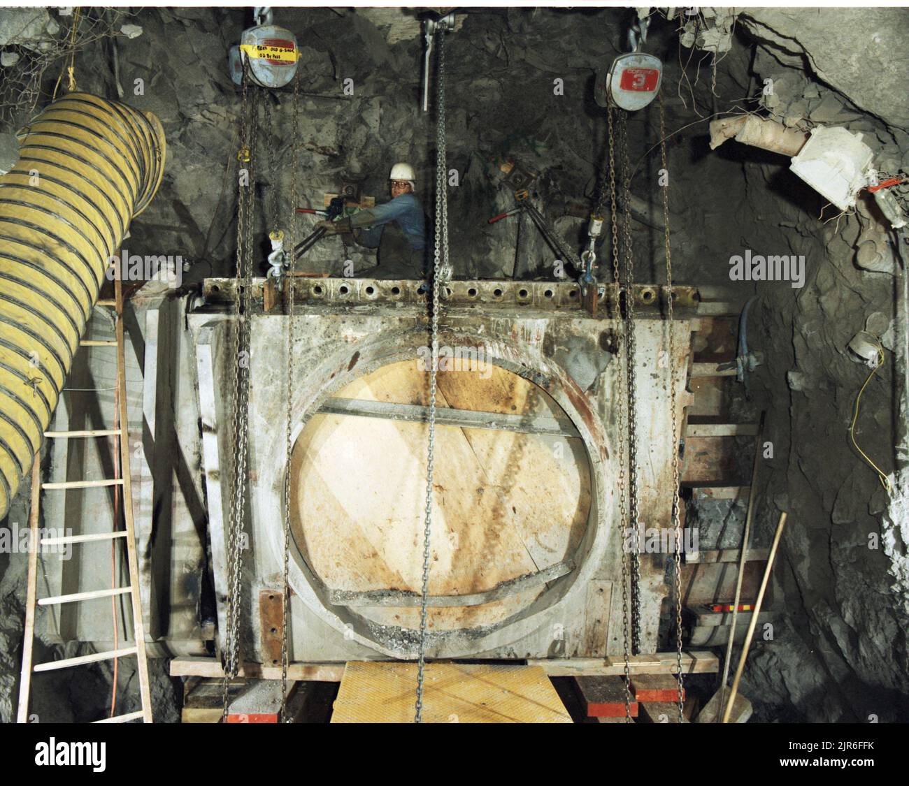 Chains and ladders hi-res stock photography and images - Alamy