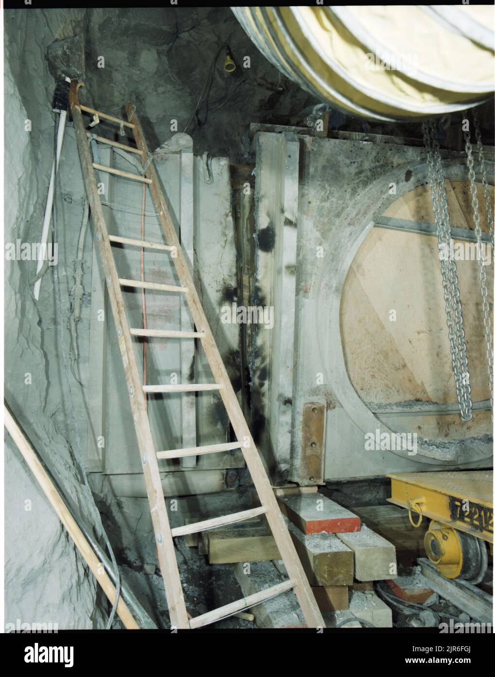 Chains and ladders hi-res stock photography and images - Alamy