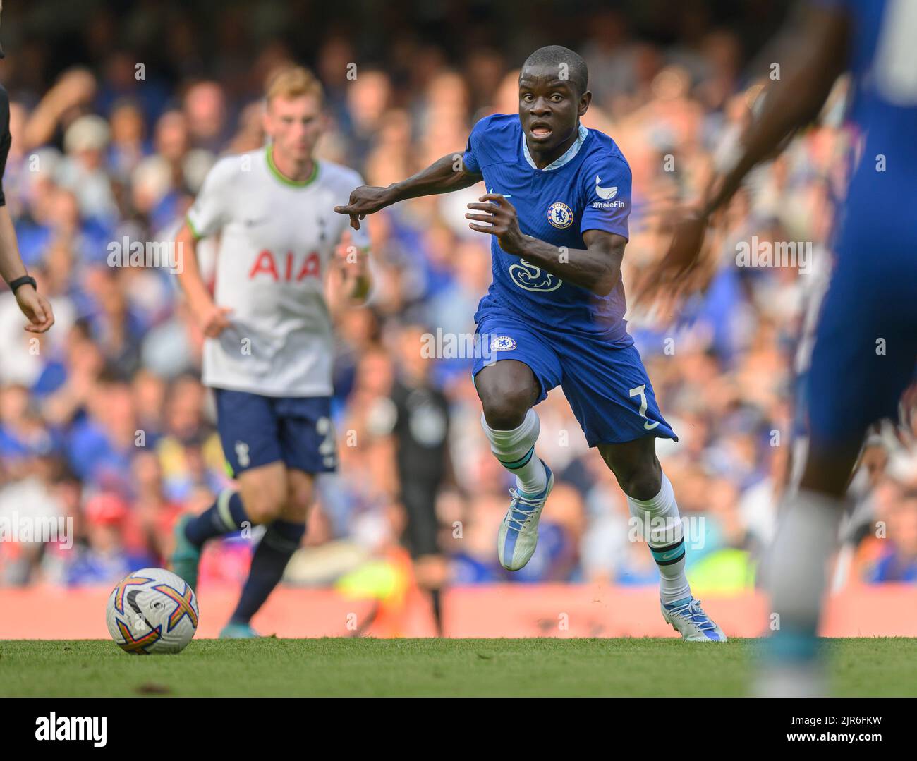Kante chelsea tottenham 2022 hi-res stock photography and images - Alamy