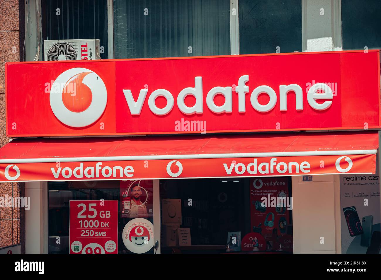 Connection provider hi-res stock photography and images - Alamy