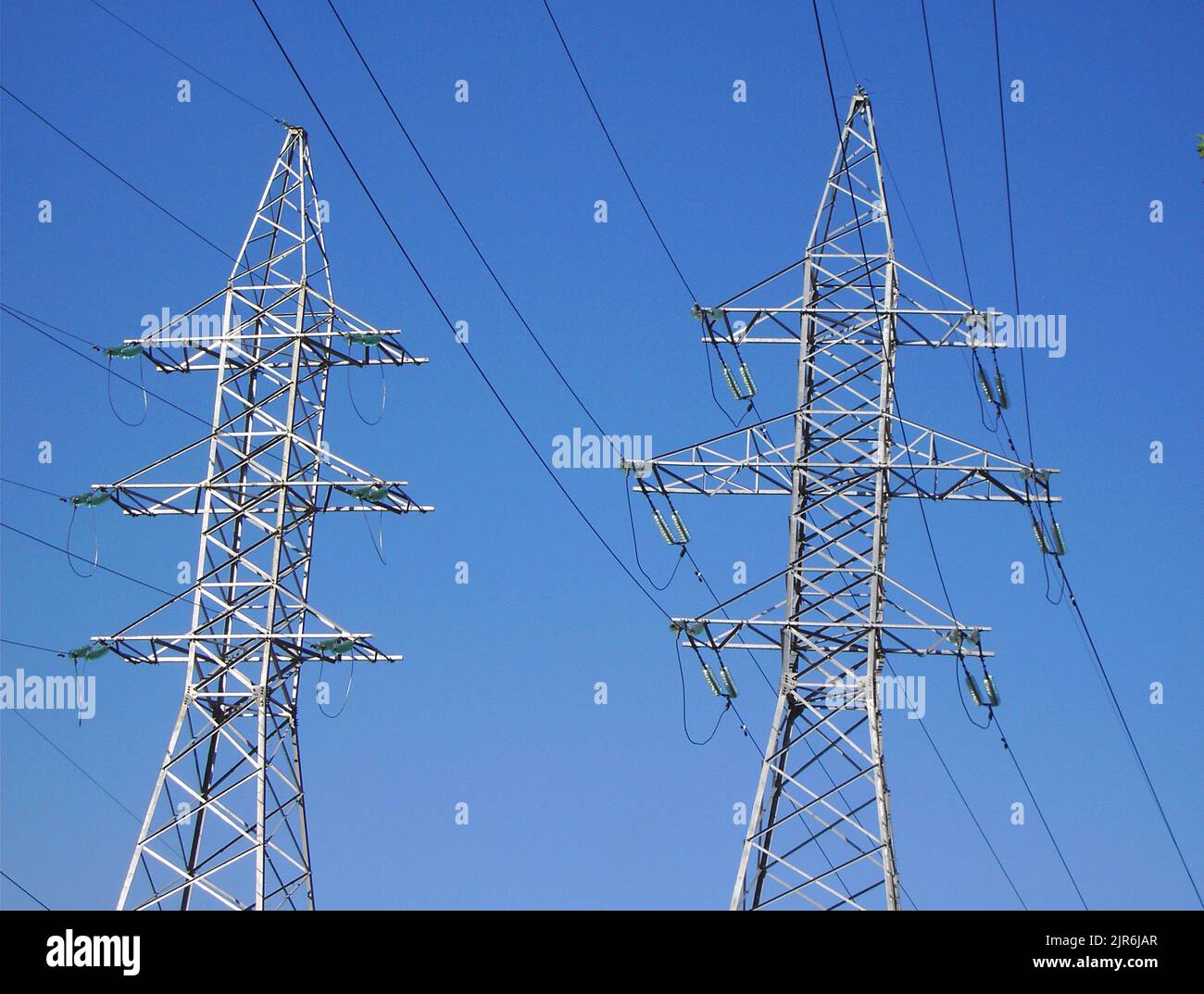 Bracing transmission hi-res stock photography and images - Alamy