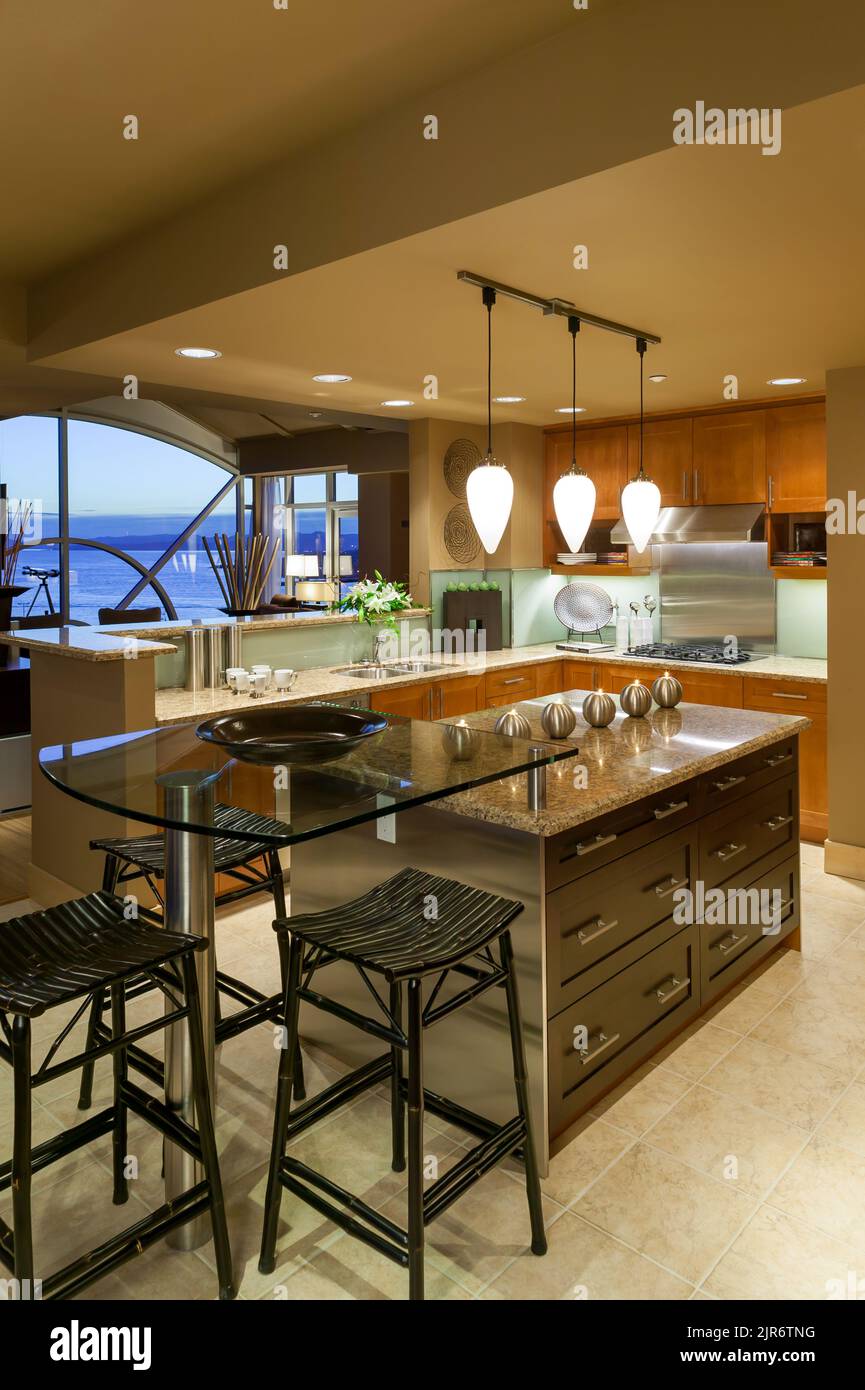Kitchen in showhome hi-res stock photography and images - Alamy