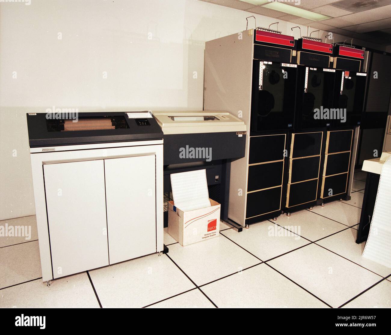 1987 computer hi-res stock photography and images - Alamy