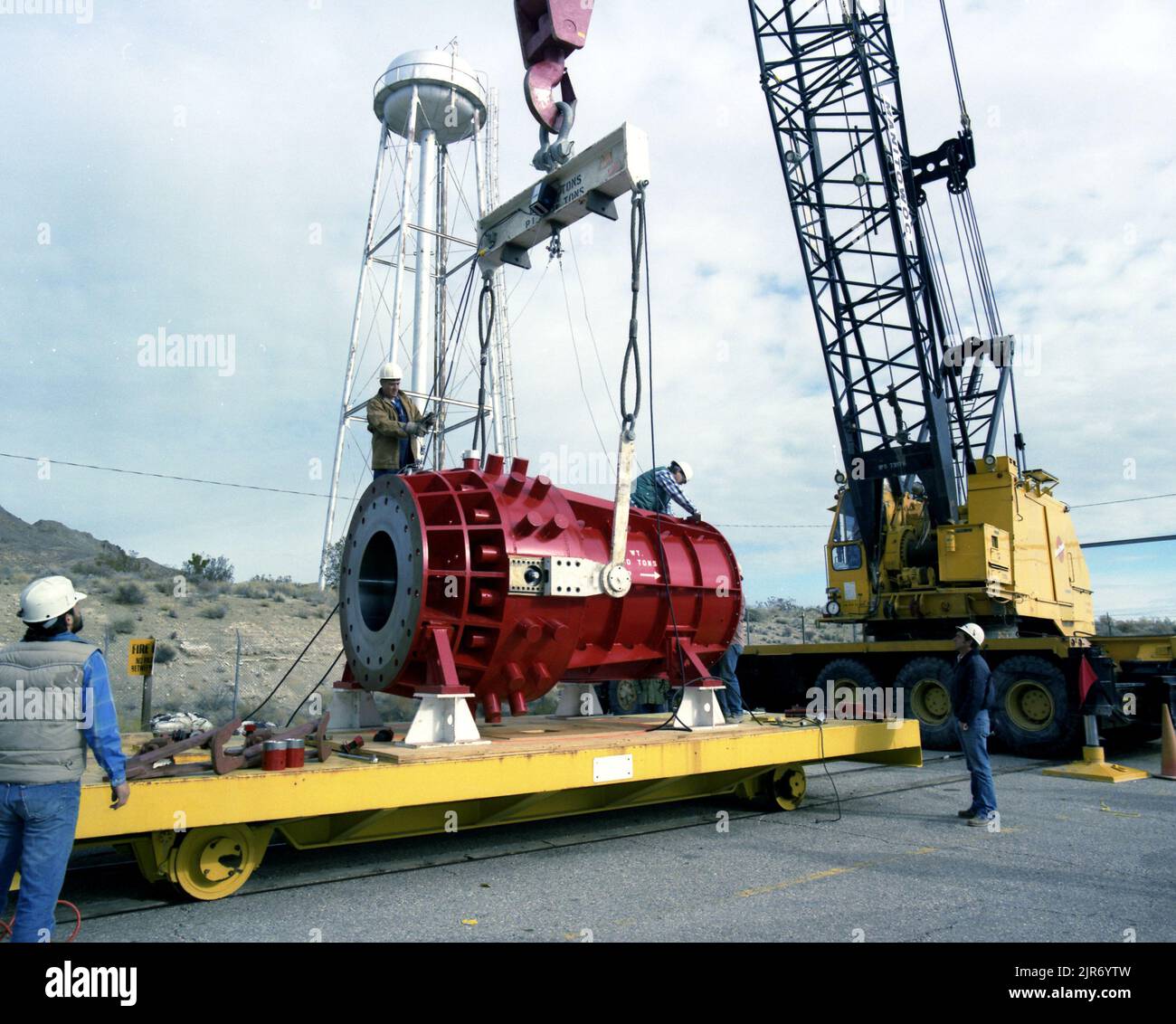 Flatbeds hi-res stock photography and images - Alamy