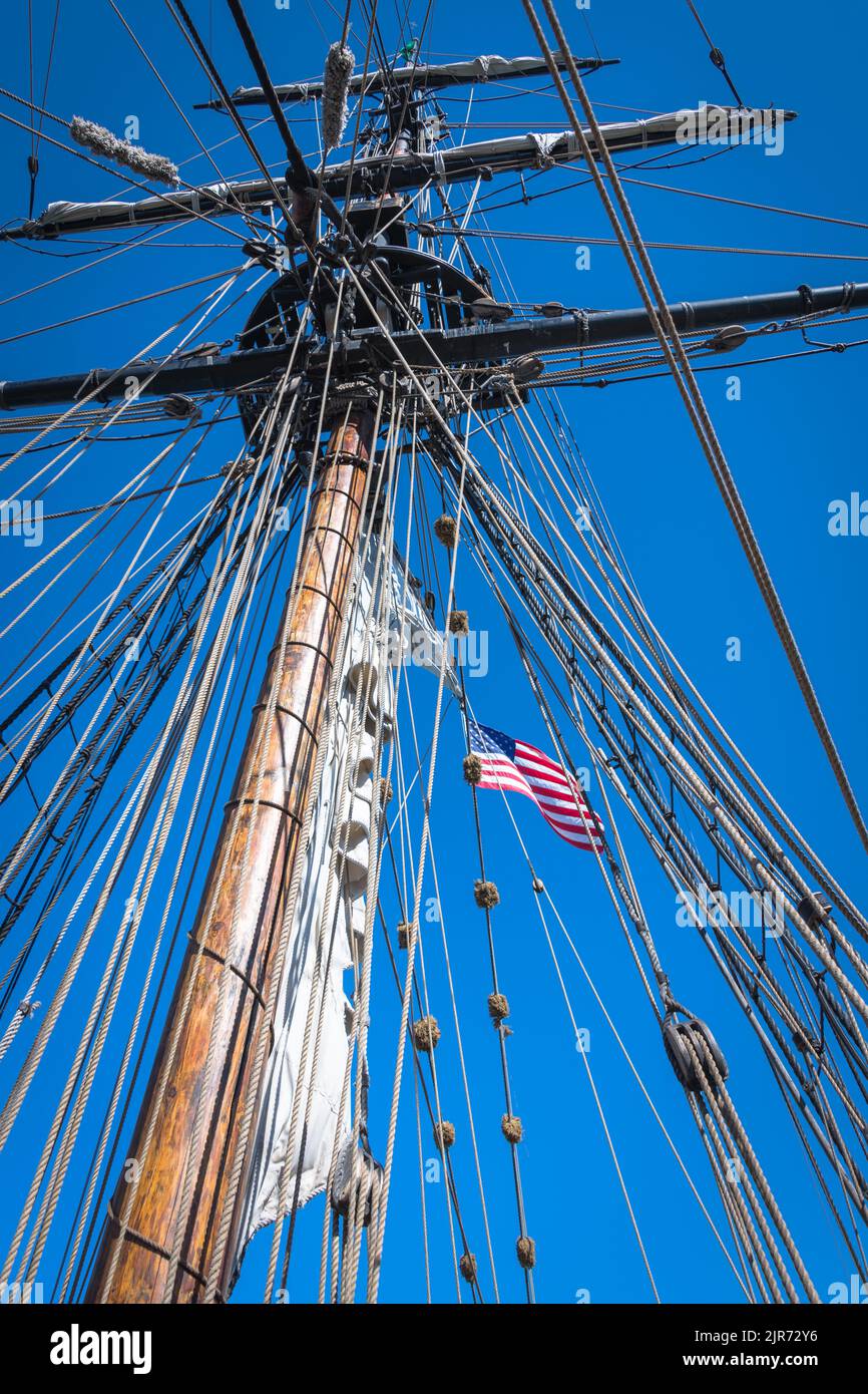 Spars and yards hi-res stock photography and images - Alamy