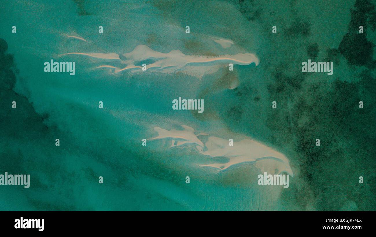 Bahamas sand bar hi-res stock photography and images - Alamy