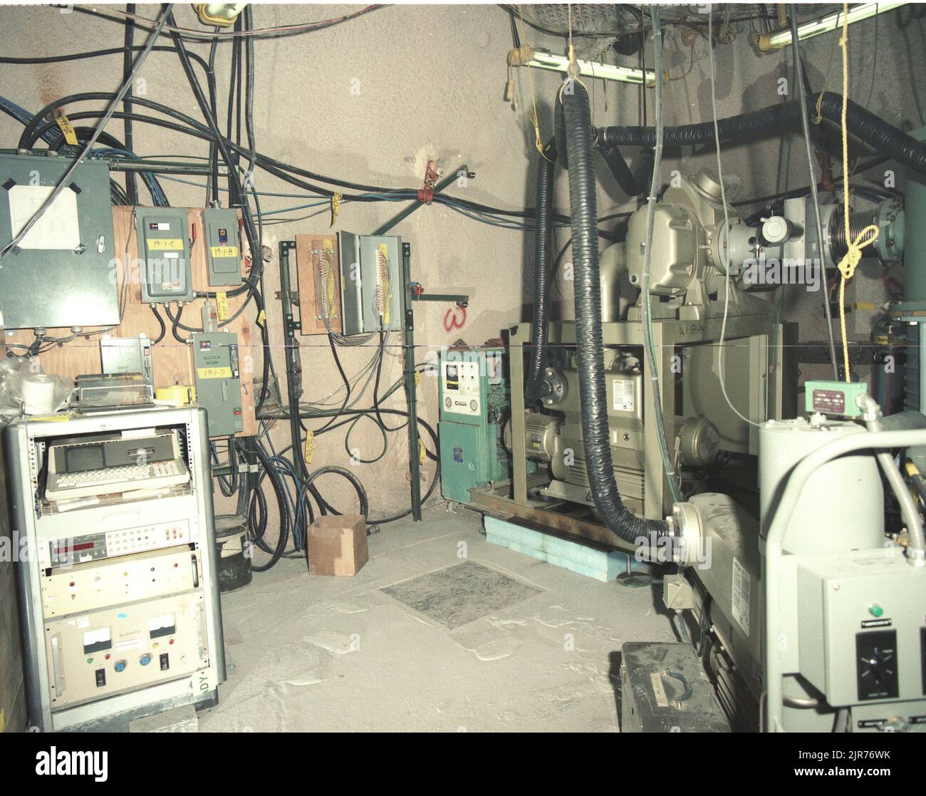 A851490 U12N DIAMOND BEECH VACUUM ALCOVE MASTIN (Project Engineer) SEP ...