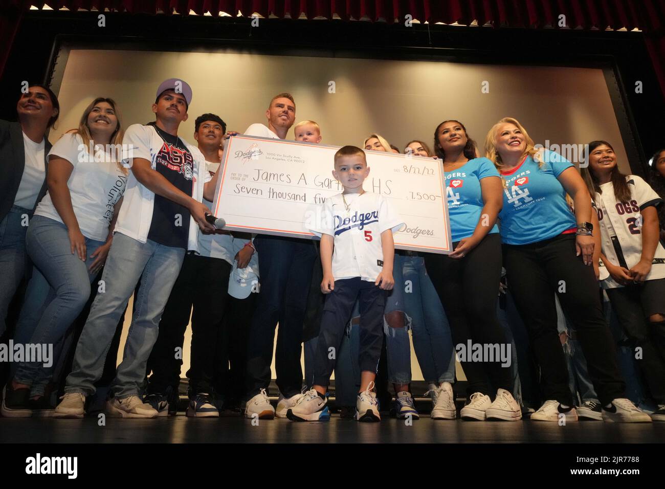 Los Angeles Dodgers first baseman Freddie Freeman and wife Chelsea ...