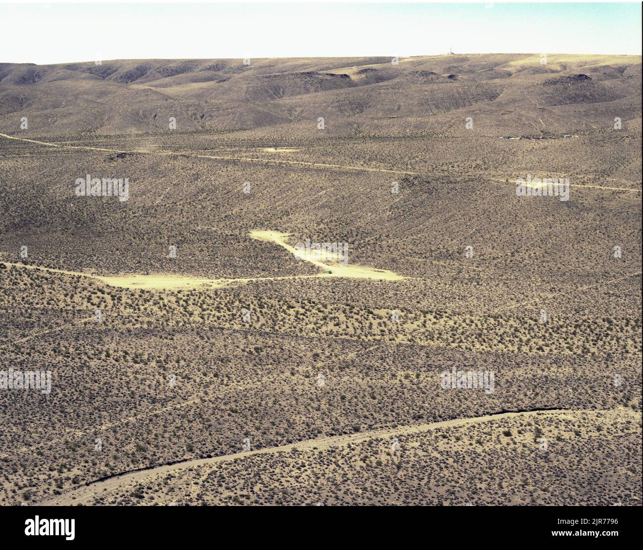 A851417 AREA 24 GEOLOGY AERIALS JIM NEAL (Project Engineer) SEP 13 85 ...