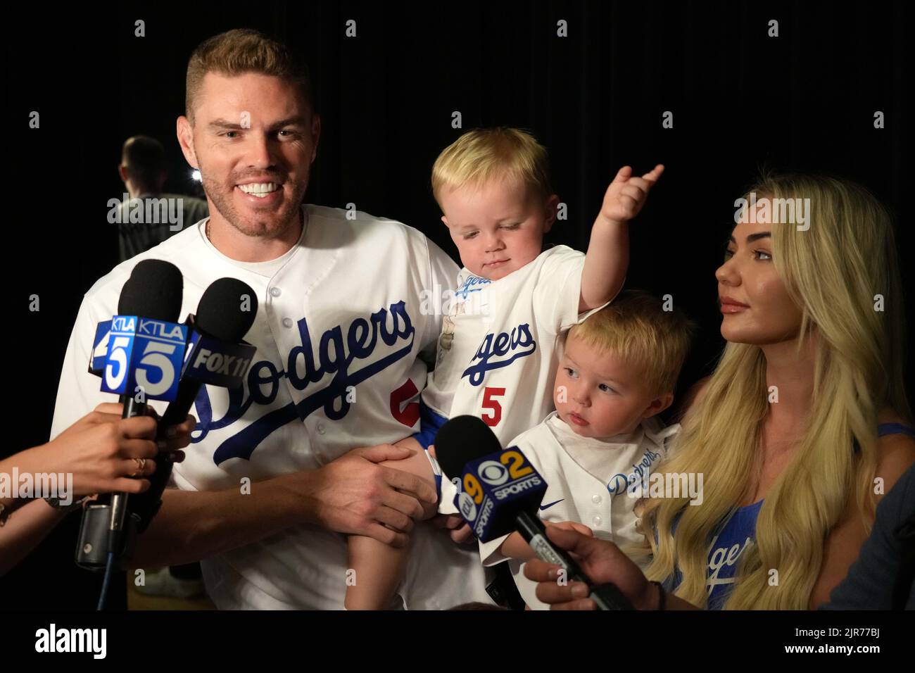 Los Angeles Dodgers first baseman Freddie Freeman and wife Chelsea ...