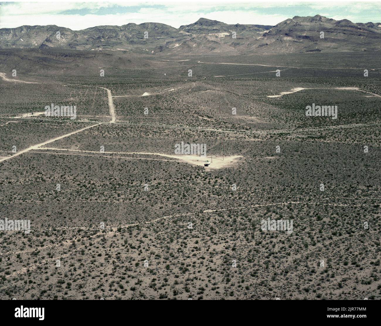 A851402 AREA 24 GEOLOGY AERIALS JIM NEAL (Project Engineer) SEP 13 85 ...