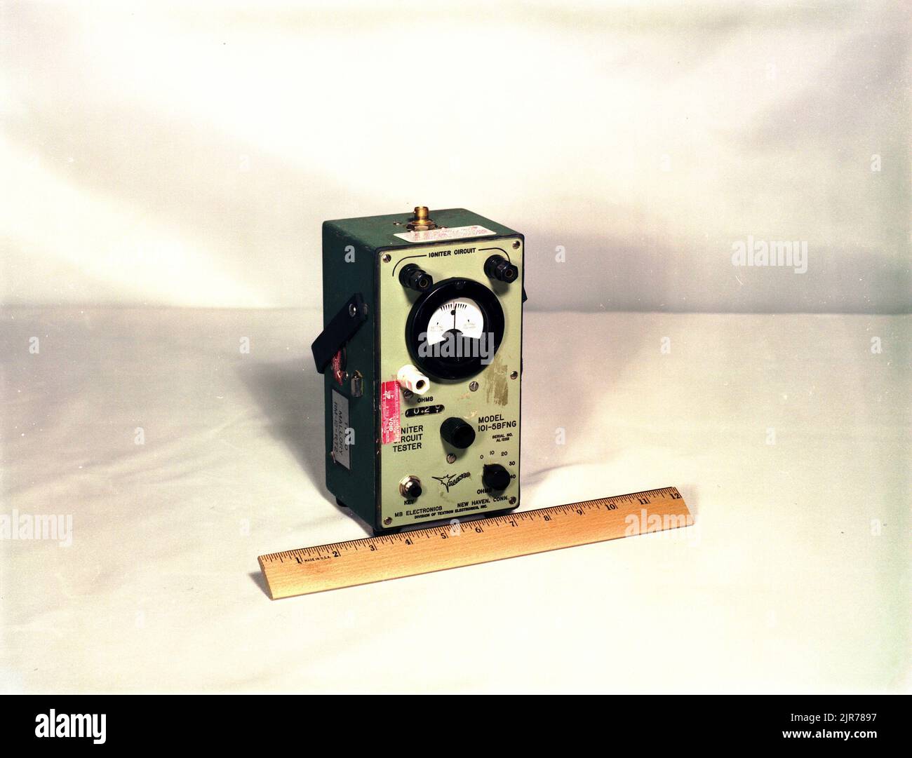 Geiger counters hi-res stock photography and images - Alamy