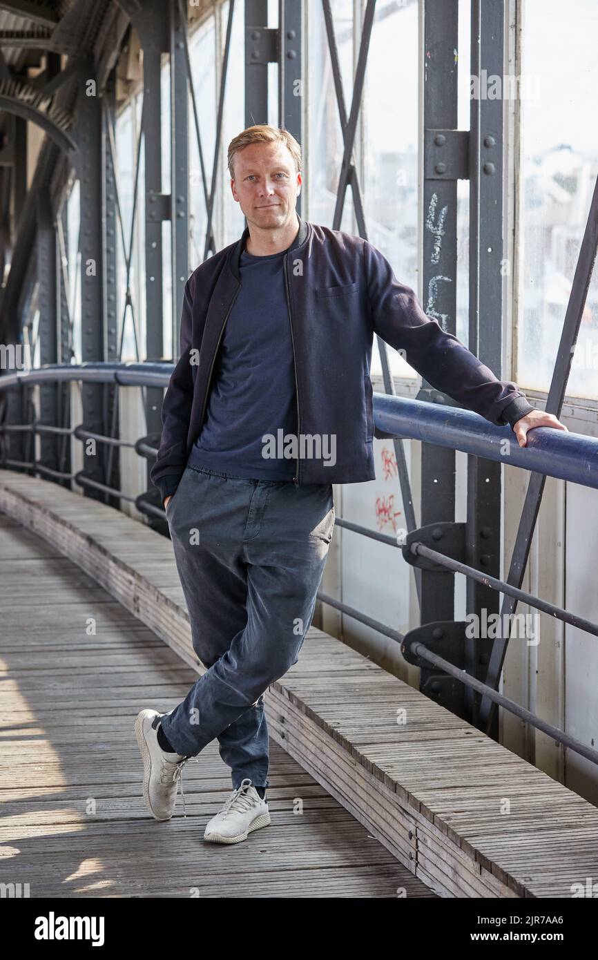 Robin sondermann hi-res stock photography and images - Alamy