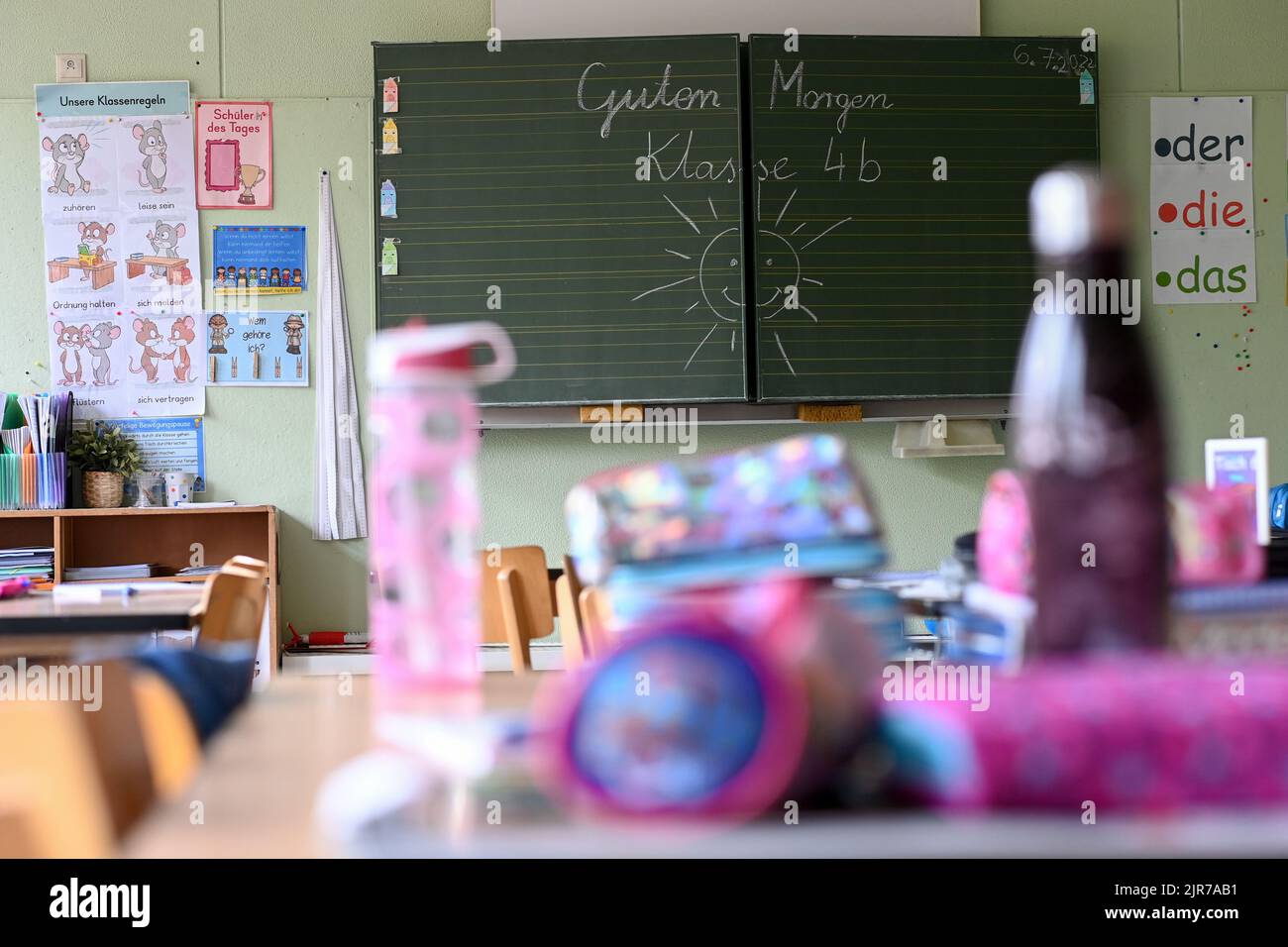 Good morning class hi-res stock photography and images - Alamy