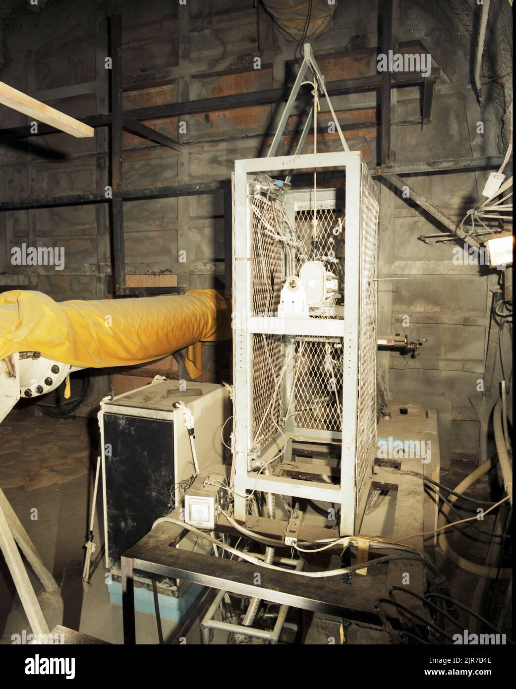 National reactor testing hi-res stock photography and images - Alamy